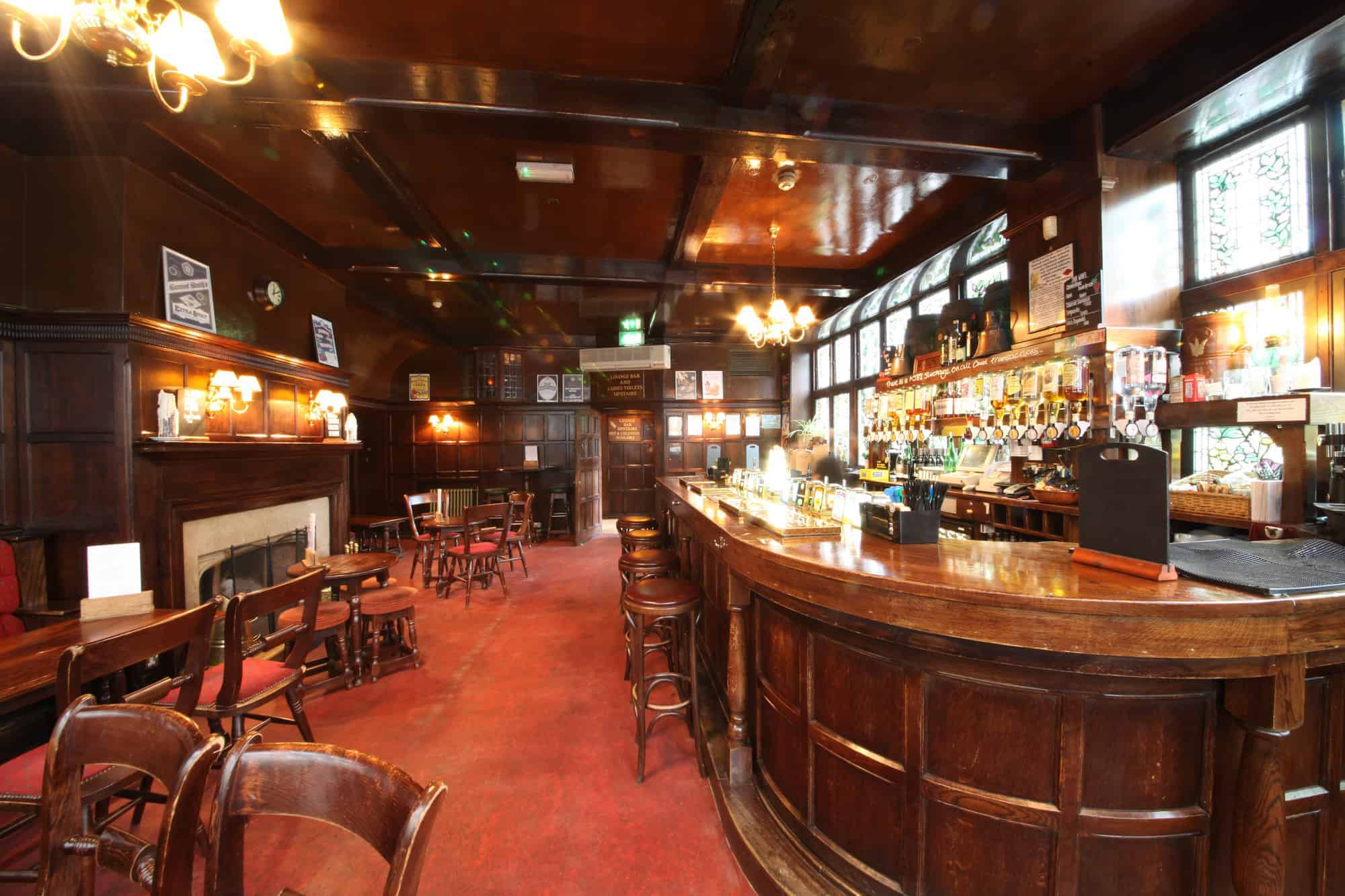 Live in Pub Management Jobs - Run a Samuel Smiths pub