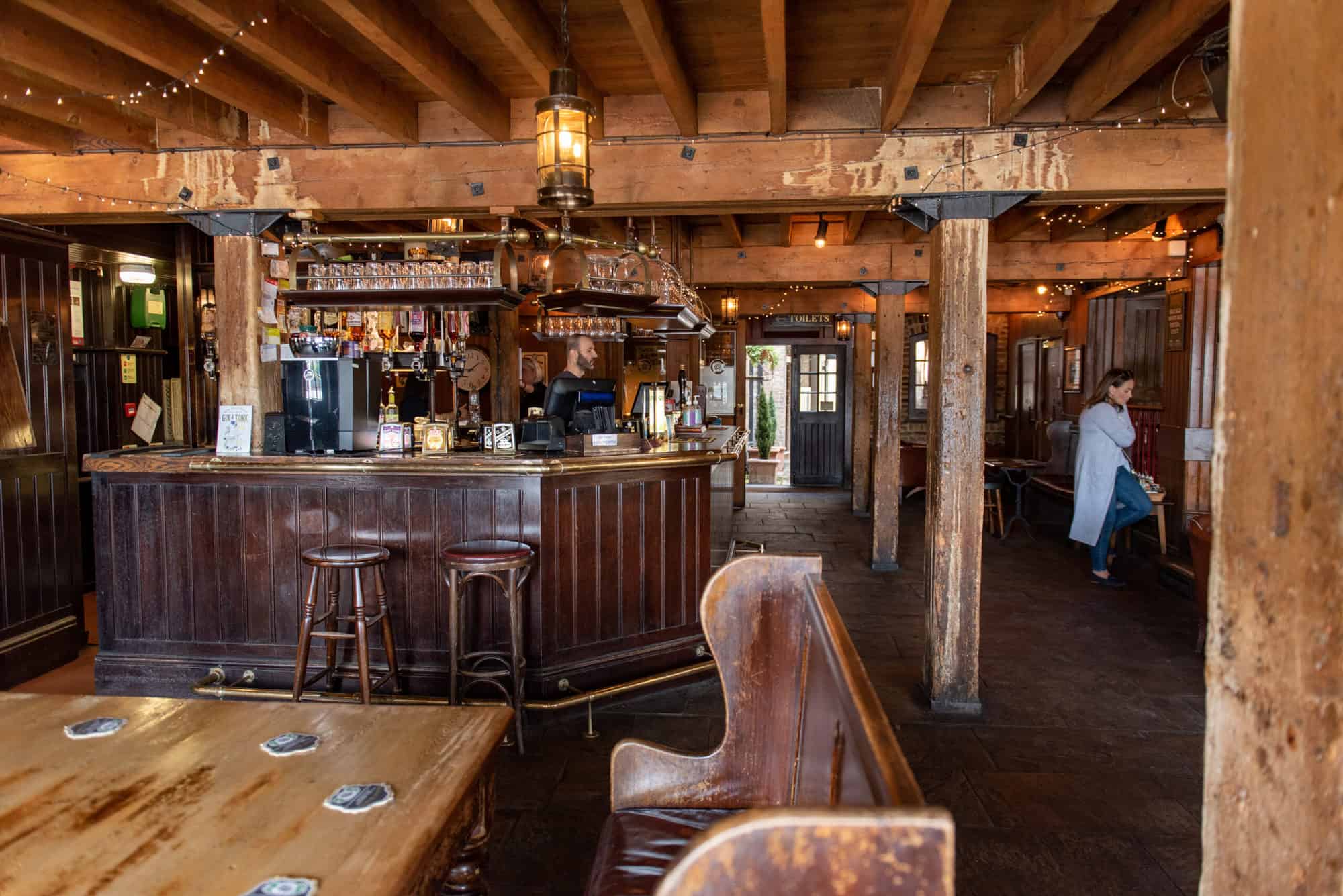 Pub Management Jobs - Samuel Smith