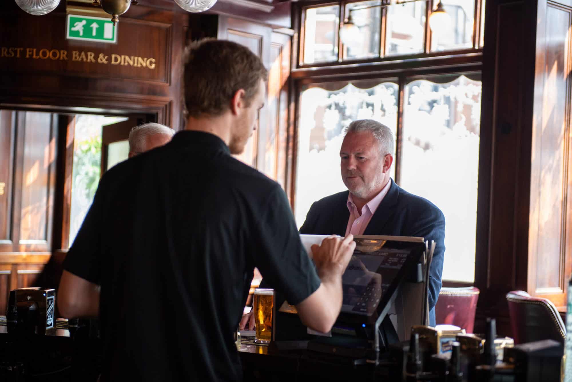Assistant Manager Pub Jobs - Samuel Smith