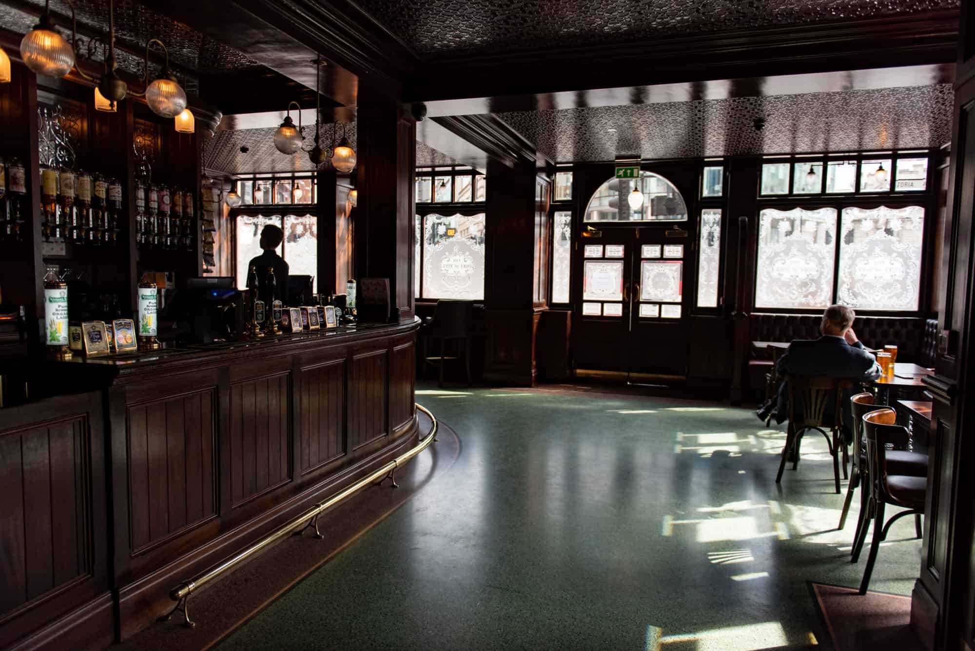 Apply Now - Run a Samuel Smiths pub