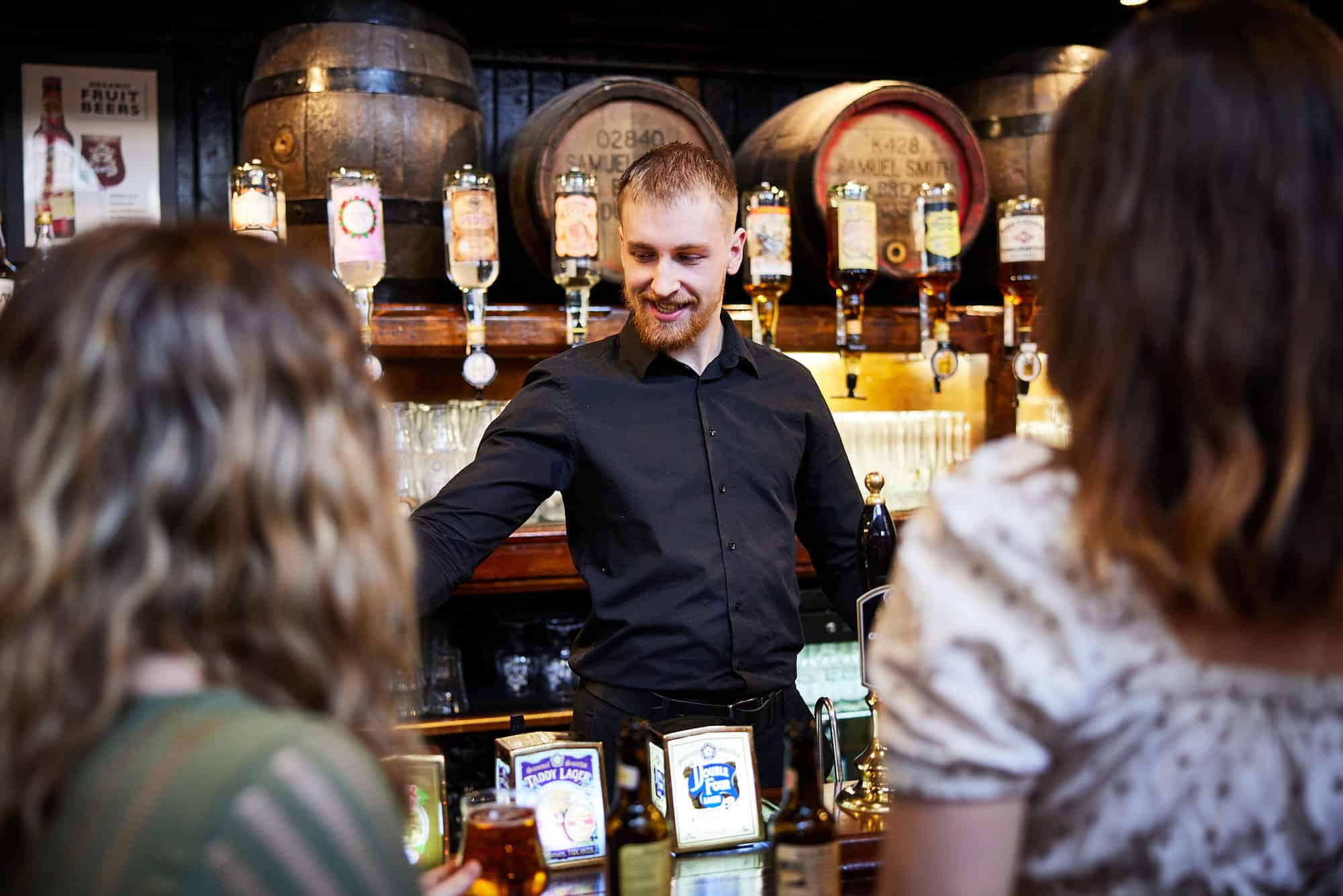 Live in Pub Management Jobs - Run a Samuel Smiths pub